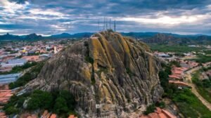 Ecoturismo em Quixadá: Explorando a Terra dos Monólitos » Turismo de ...